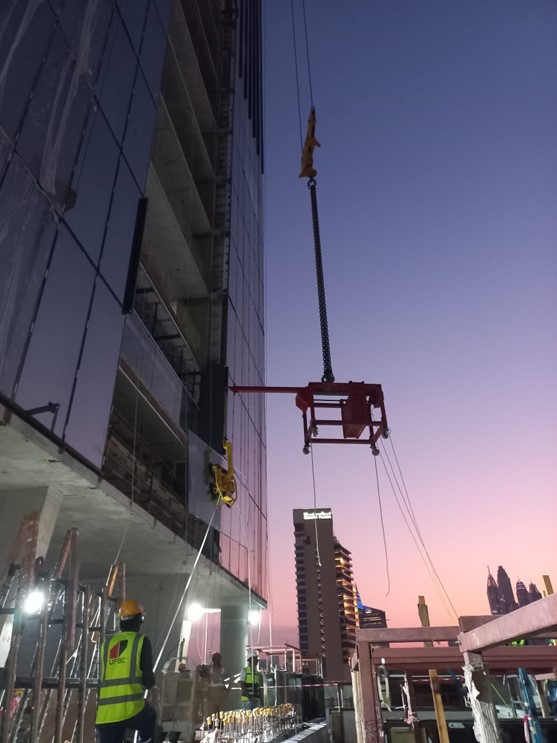 Typical attachments and lifting devices used with Spider Cranes ...